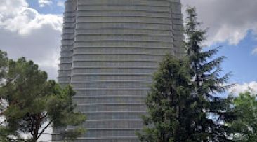 Torre ILUNION, C. de Albacete, 3, Cdad. Lineal, Madrid, teléfono +34 ...